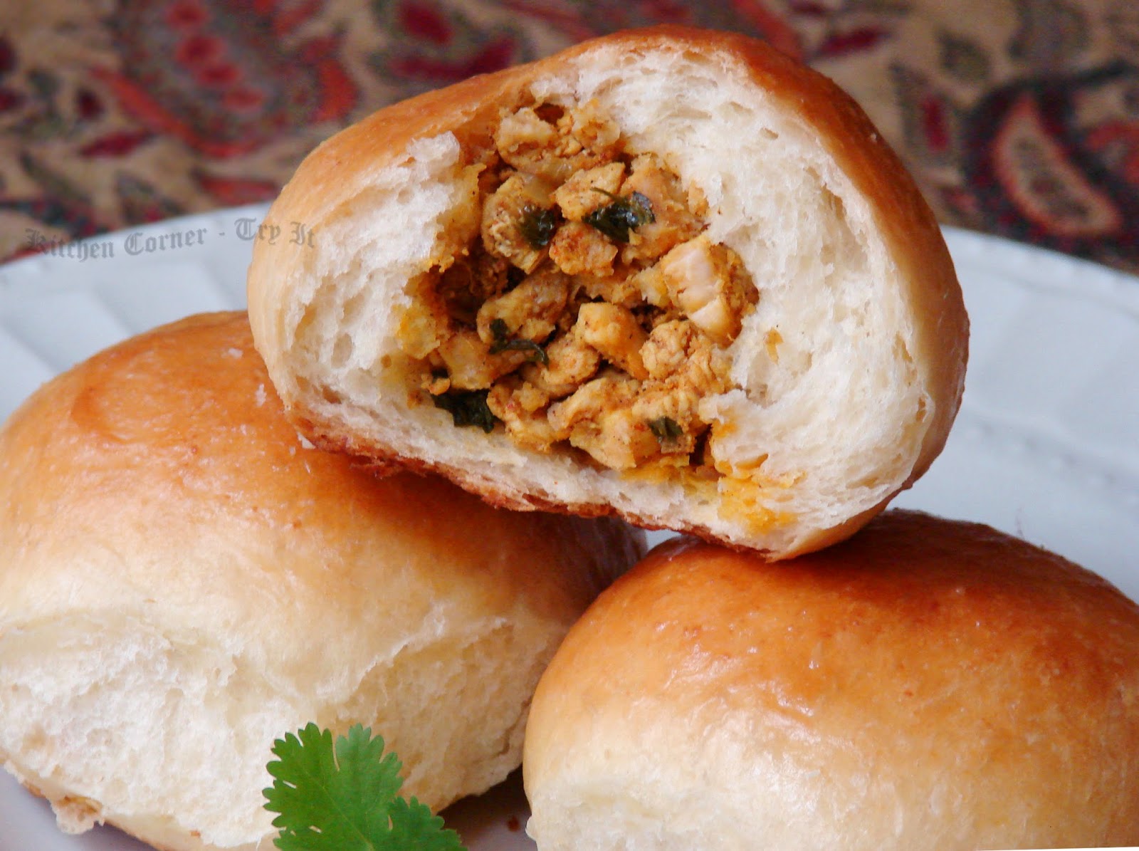 Masala Bun/Bun Nirachathu
