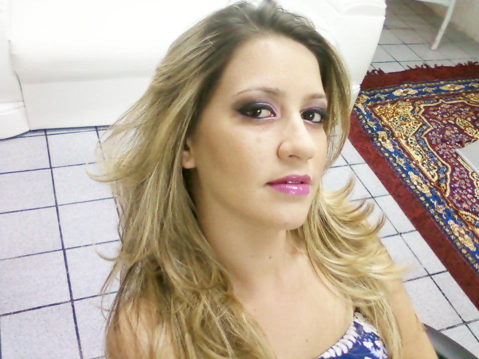 Aline Lins: Makes de DEZEMBRO