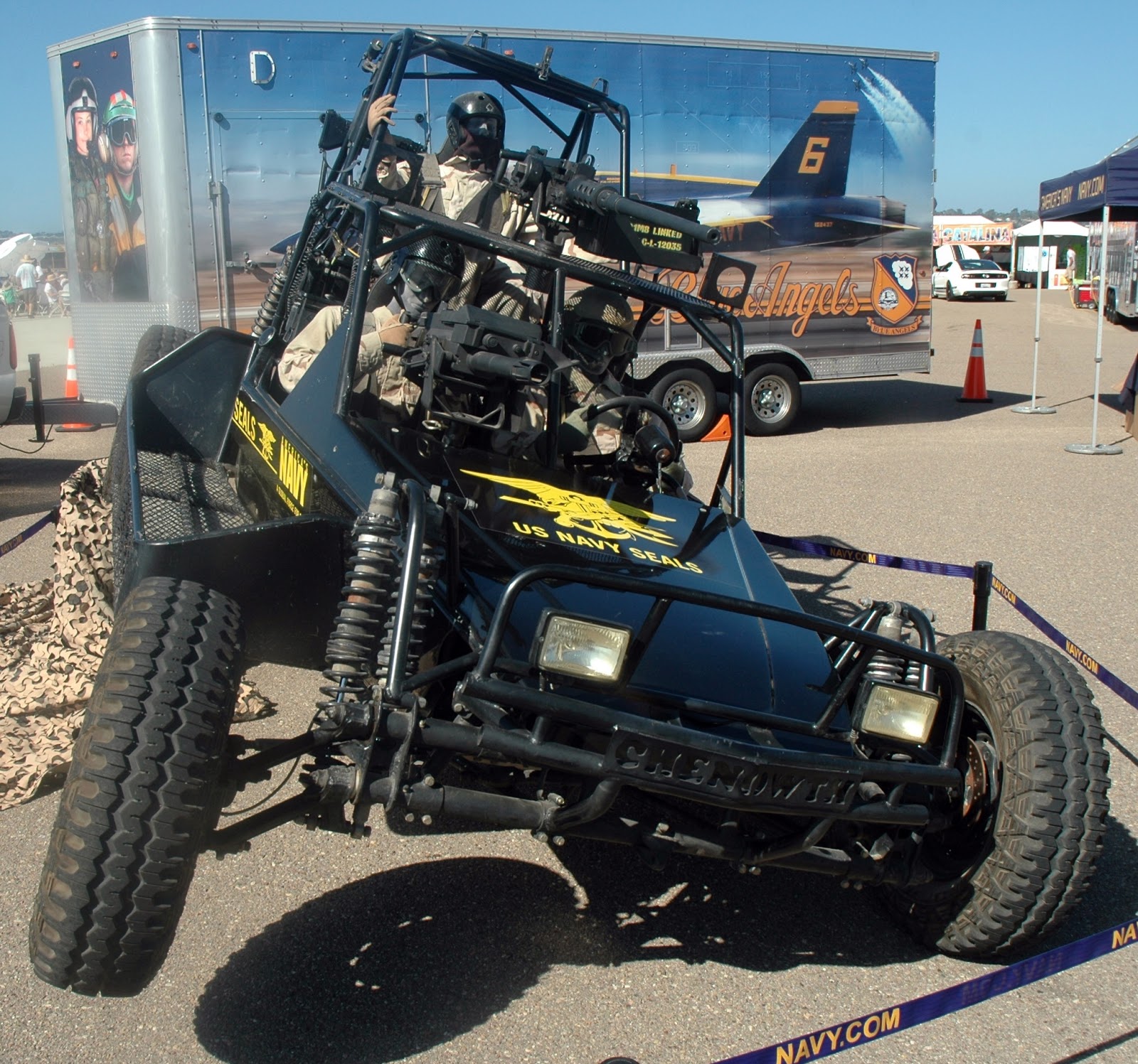 POPPA WHEELIE: Chenowth Battle Buggy
