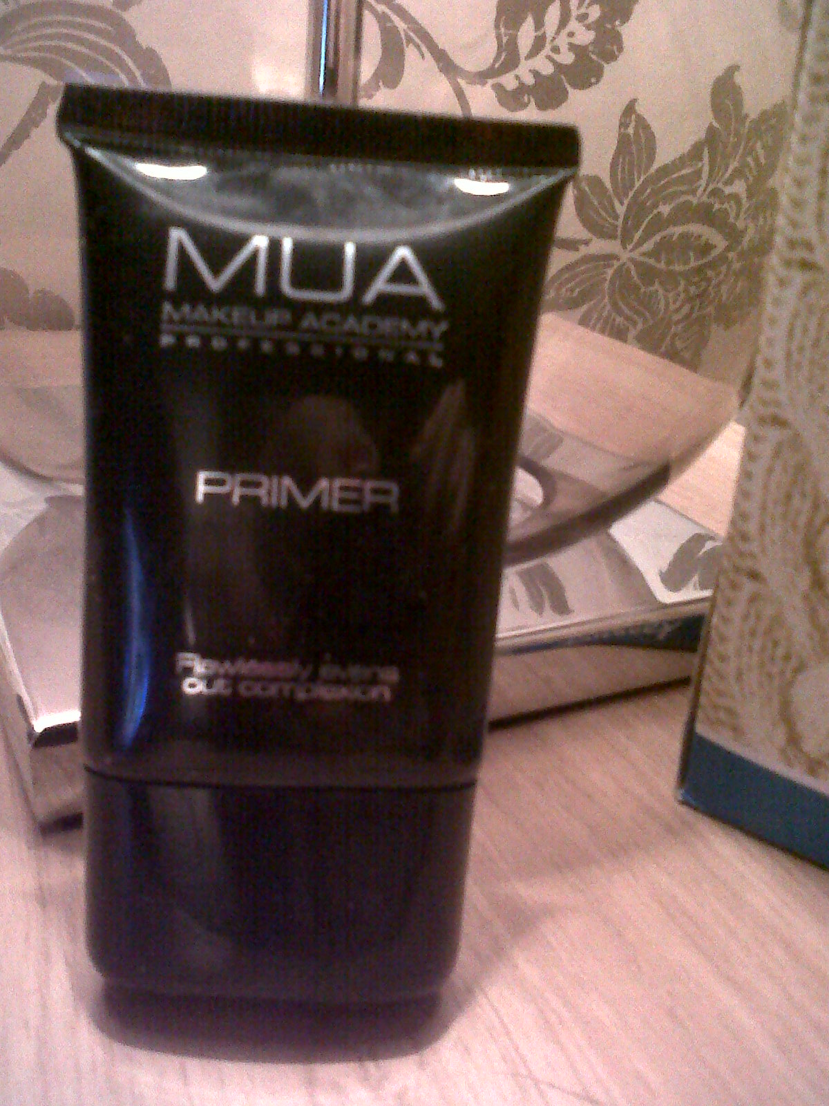 Blogging Lovely xx: Review- MUA face primer.