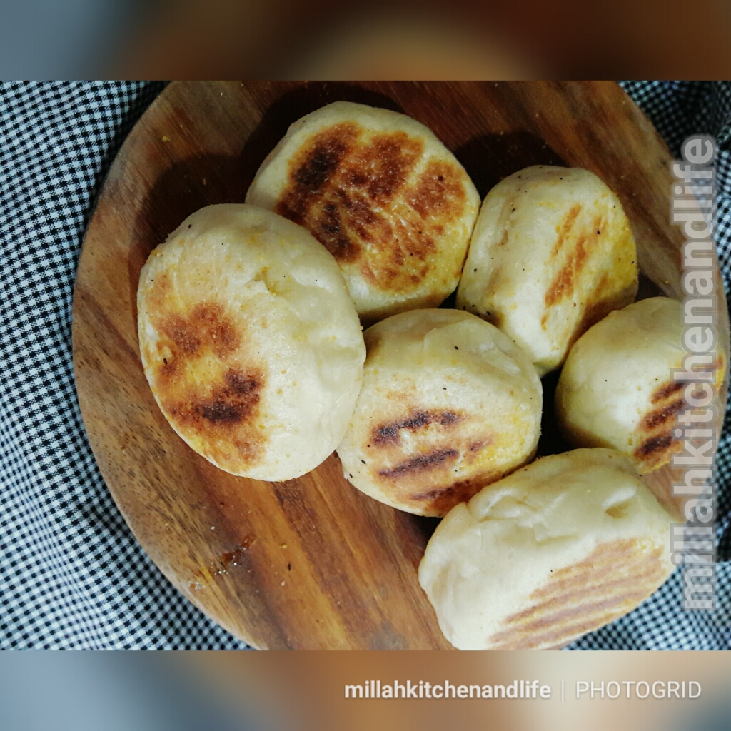MILLAH KITCHENANDLIFE: ENGLISH MUFFIN (ROTI TEFLON)