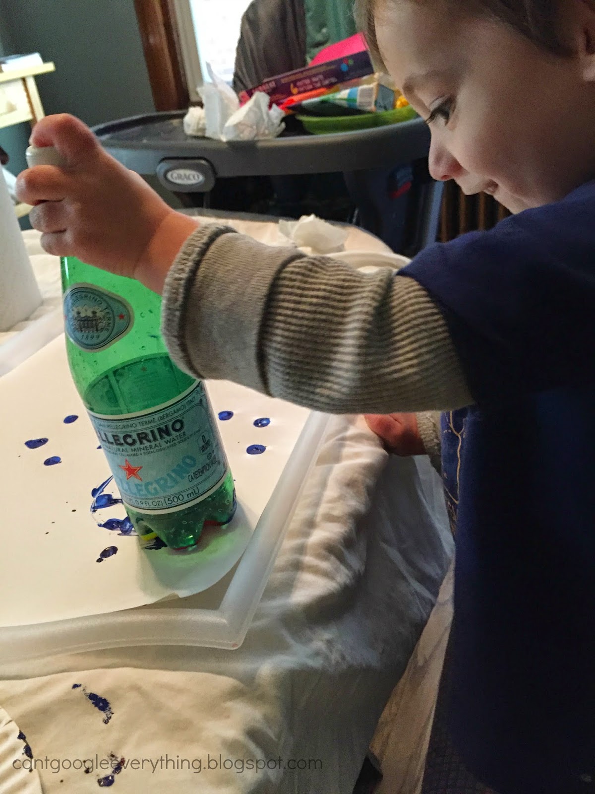 Bottle Stamp Snowflakes Toddler Activity - My Mini Adventurer