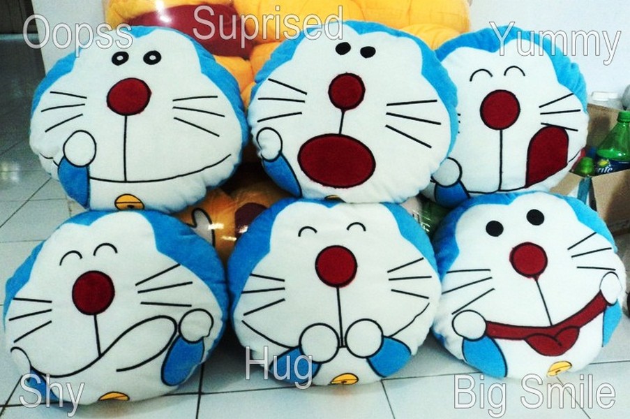 TokoKado: Bantal Emo Doraemon Emotion Rp 40.000,-.