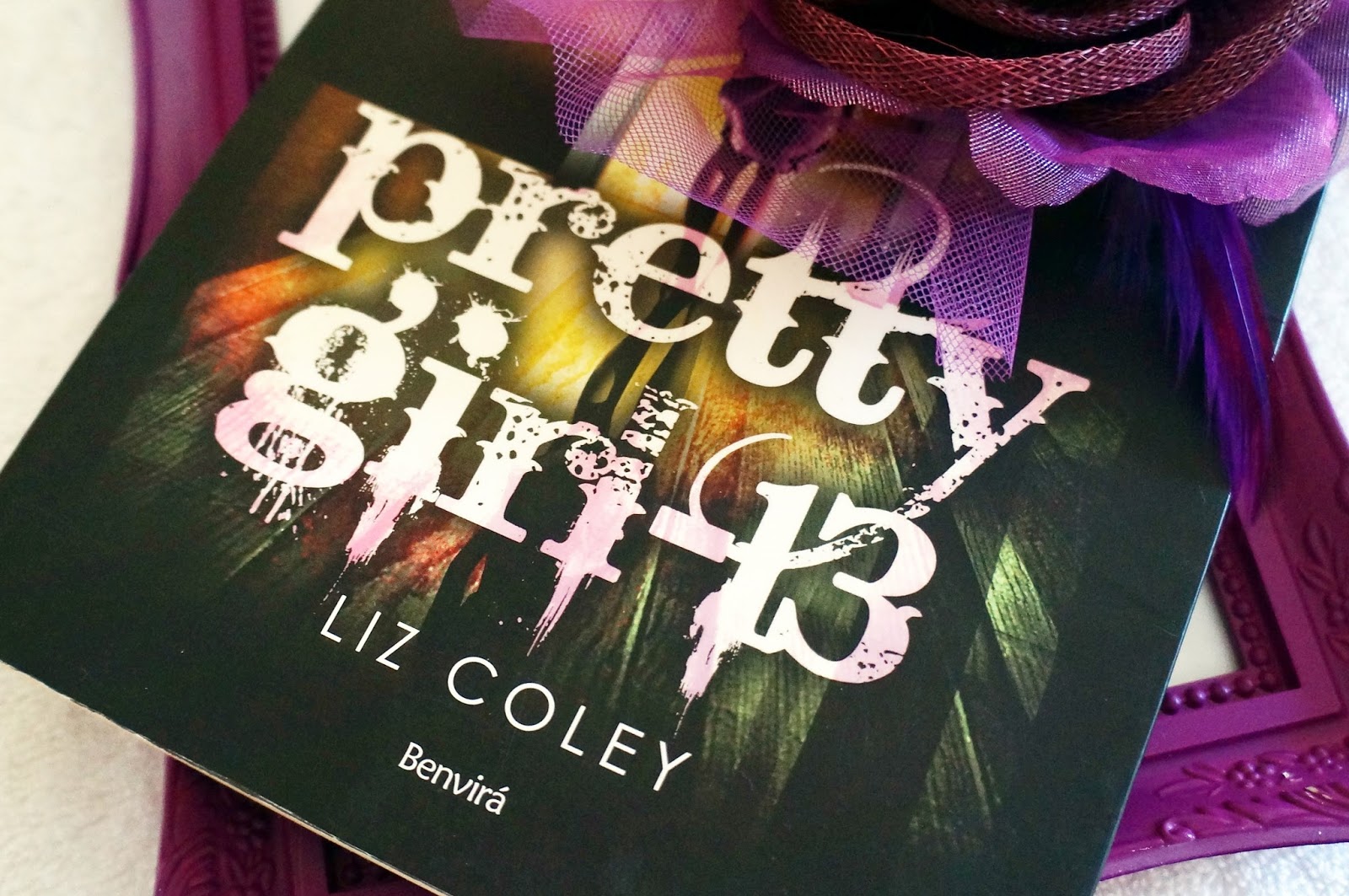 [Resenha #1086] Pretty Girl – 13 - Liz Coley @benvira / Rotina Agridoce
