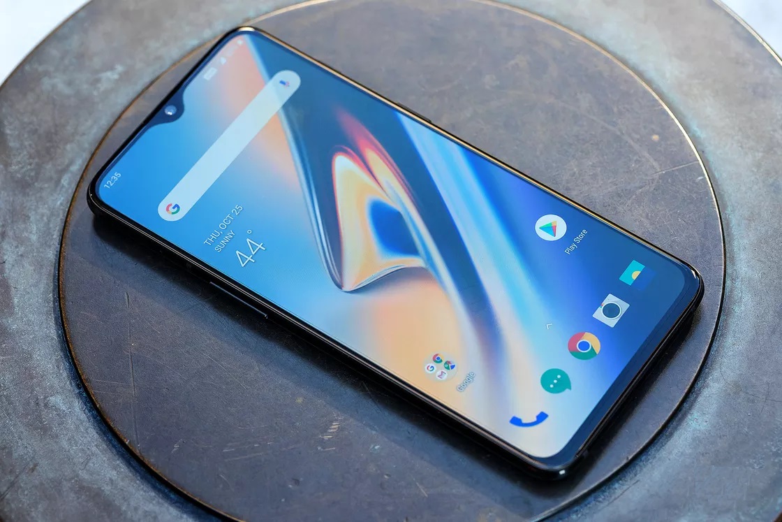 OnePlus apresenta 6T a começar nos €549 | Aberto até de Madrugada