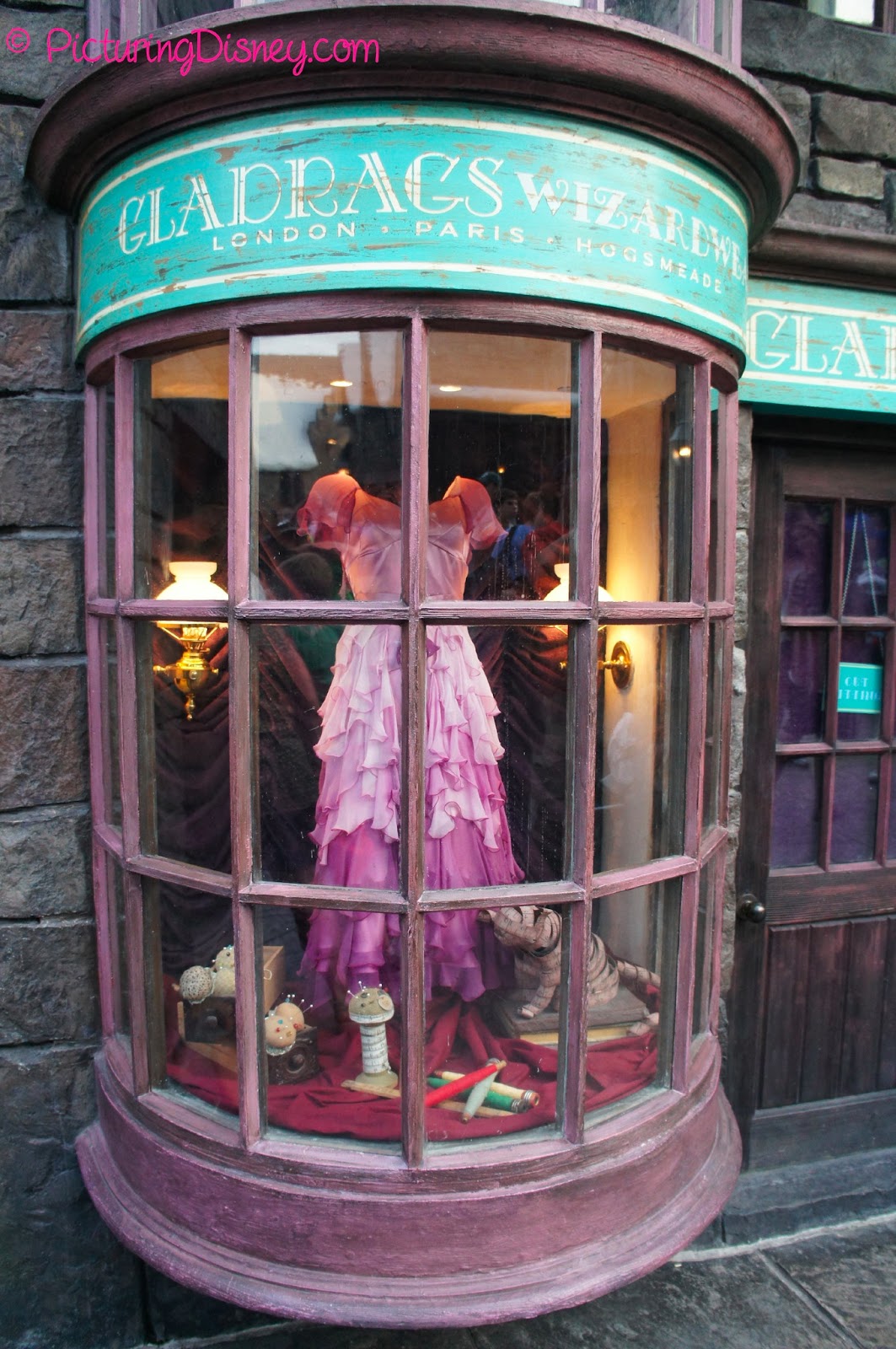 Picturing Disney: Shopping at Hogsmeade Village