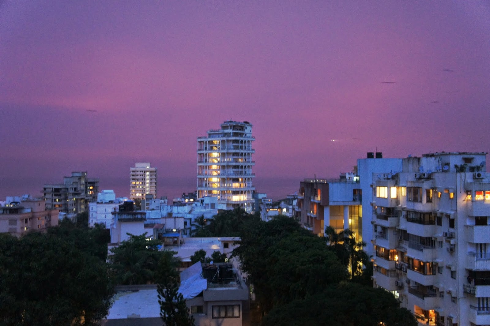 BombayJules: The Changing Colours of the Mumbai Sky
