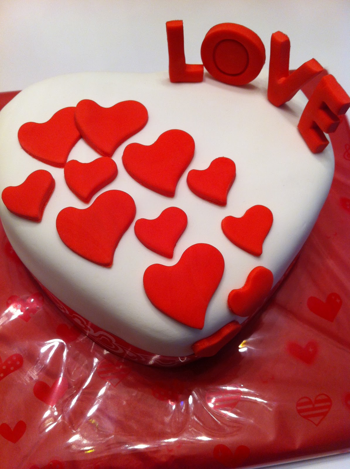 Pastel de corazon decorado - Imagui