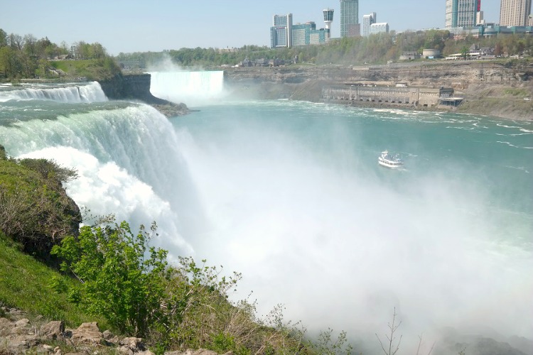Pennsylvania & Beyond Travel Blog: Exploring the Beauty of Niagara ...