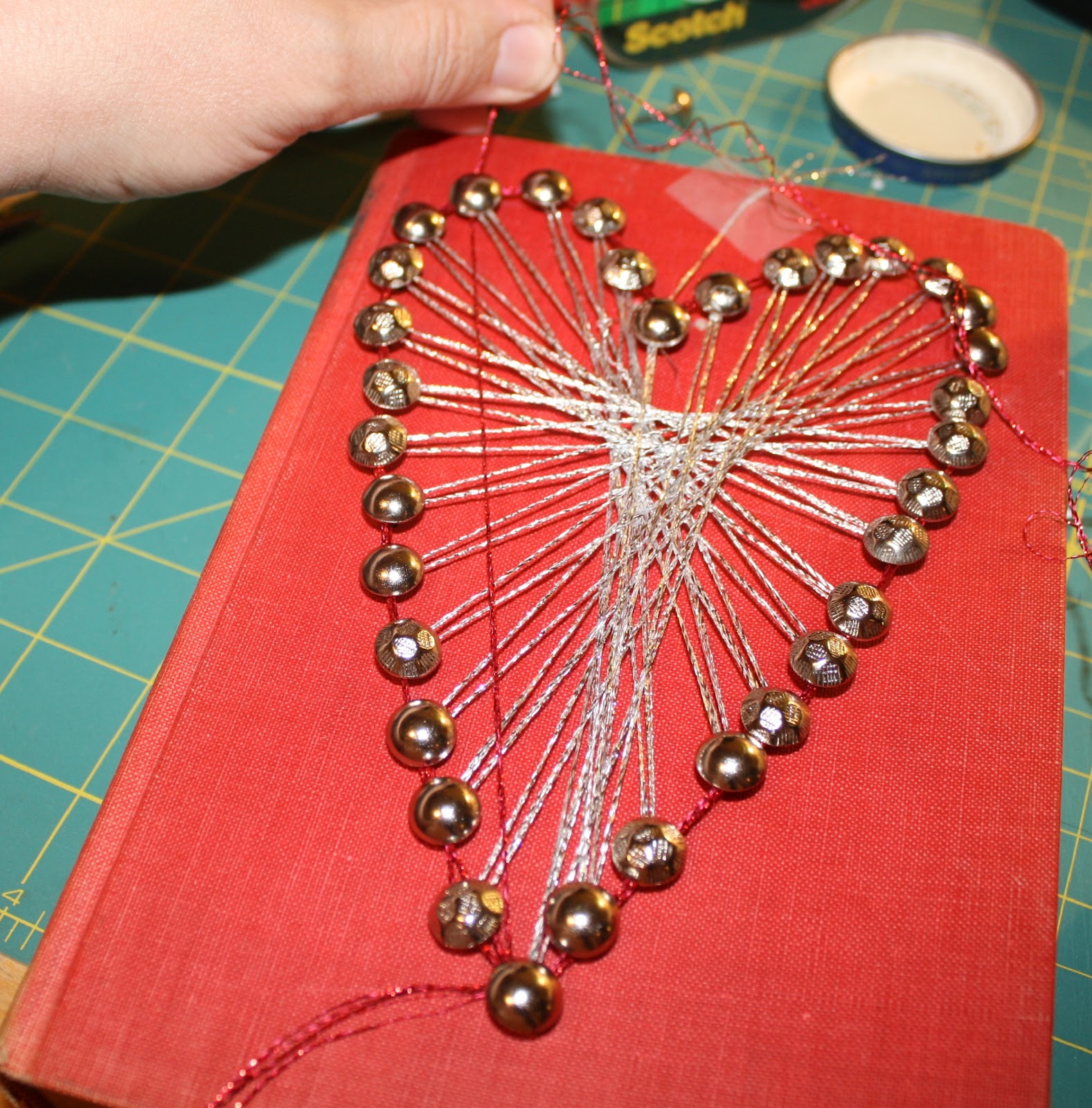 Heartstrings - a Love Day Book Tutorial!