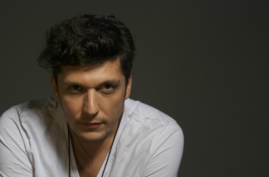 La stanza rossa: Ermal Meta. Un Dejavu prorompente come un fulmine