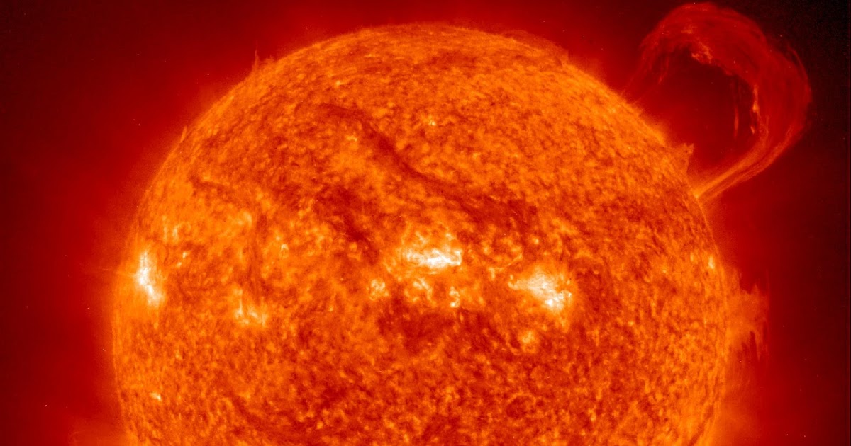 Solar Prominence seen by SOHO's EIT | Earth Blog