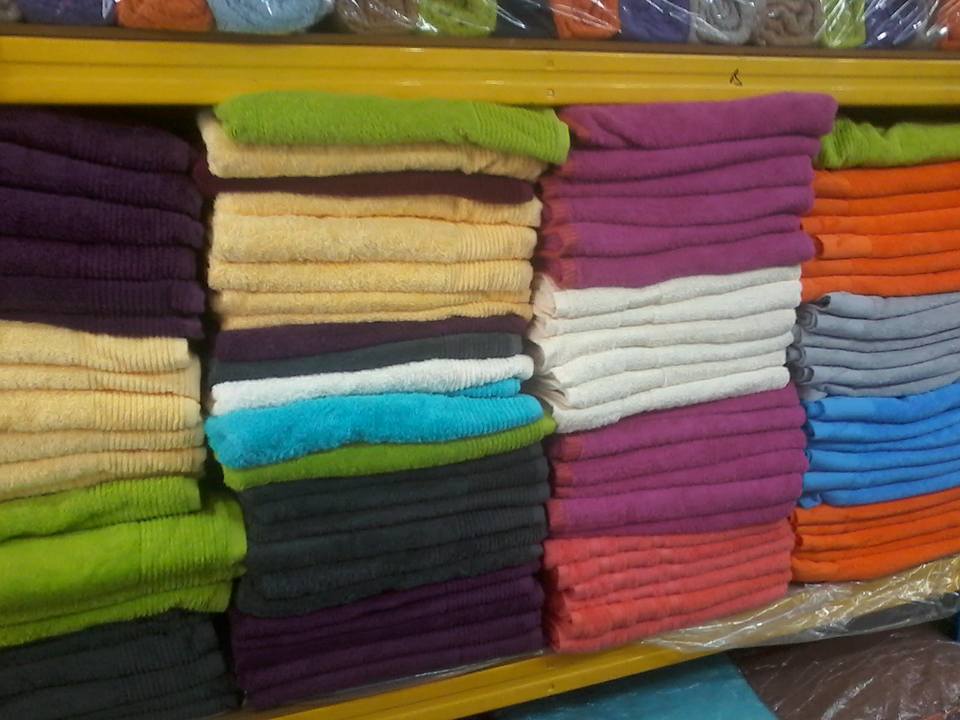 Pusat Pemborong Pilihan Anda!: Tuala Pelbagai Saiz