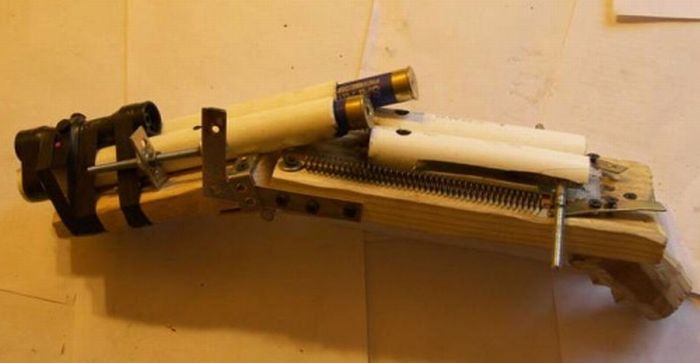 Vintage Outdoors: Home Made Guns (Don't Try This at Home!!)