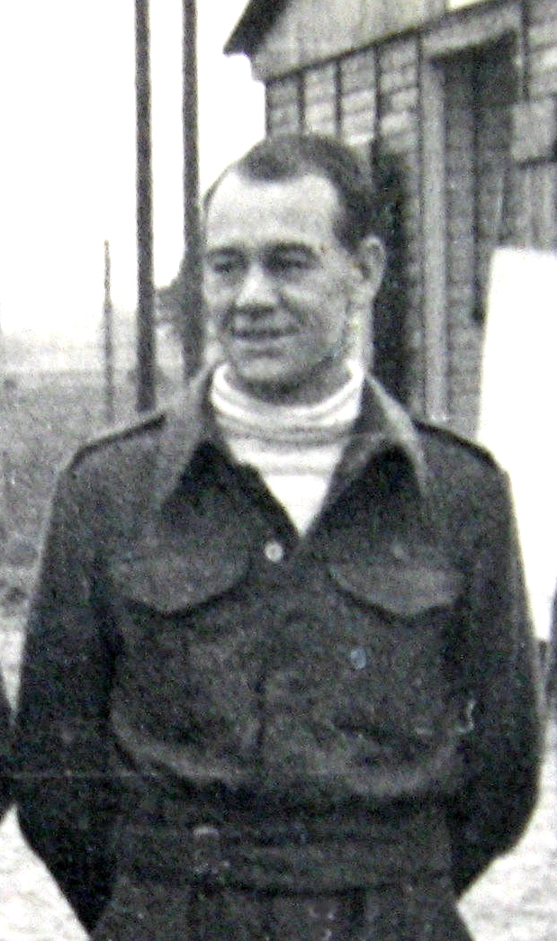 Australians in Stalag Luft III: Albert Hake and Paul Royle: Australians ...