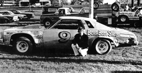 Midwest Racing Archives: 1974 - Hansen Wins Feature in Close Three-Way Duel