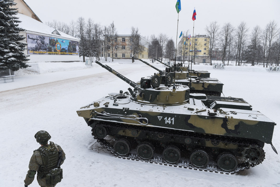 Military and Commercial Technology: 76th Guards Air Assault Division in ...