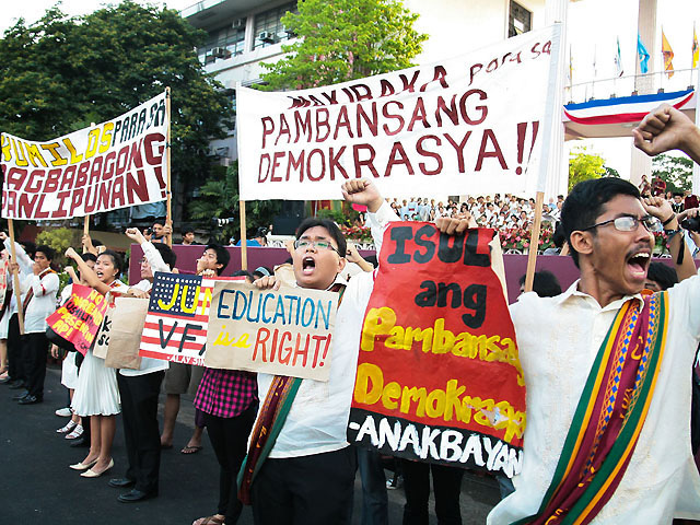 Naniniwala kami na sa aming pagproPROTESTA ay MAPAPATALSIK namin si ...