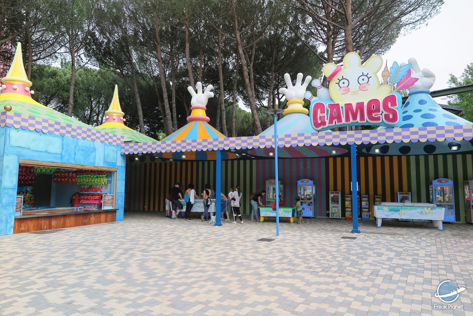 NickALive!: Nickelodeon Land Spain Adds New 'SpongeBob' And 'PAW Patrol ...