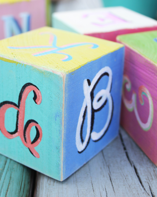alisaburke: DIY letter blocks from makewells