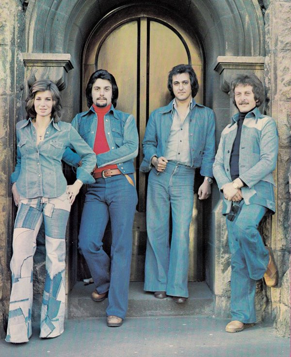 HISTORY OF AUSTRALIAN MUSIC FROM 1960 UNTIL 2000: DOVE