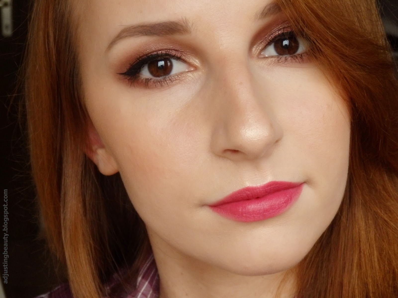 Warm red fall makeup look - Adjusting Beauty