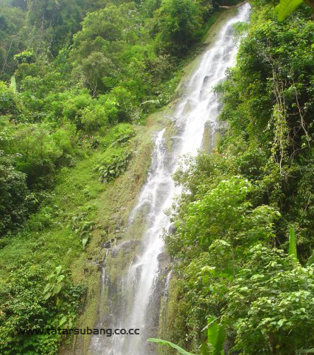 Berpetualang ala Indiana Jones di Curug Cileat, Subang - KOTASUBANG.com
