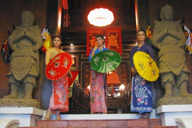 Batik Constantine: Batik Encim, Keindahan dari Keragaman Budaya