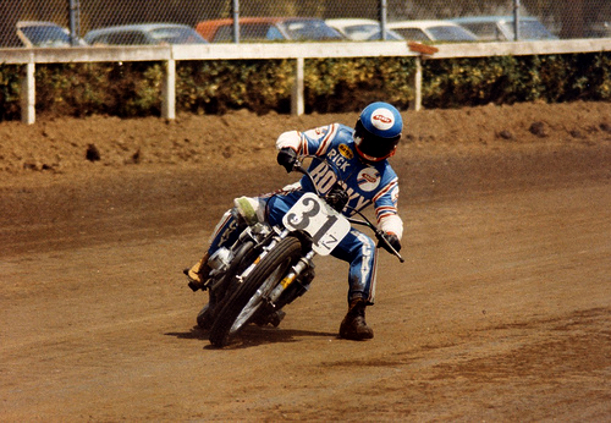 Cling on for dear life !!!: Flat Tracking The CB750 - Rick Hocking