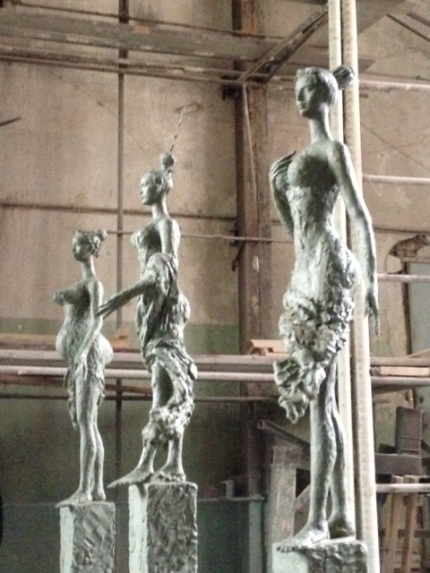 ngobithe: Amri Aminov, célèbre sculpteur nous présente ses oeuvres