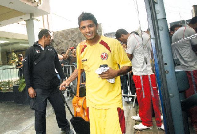 PucallpaHot: Manco: “Si el equipo sale campeón, daré la vuelta porque ...