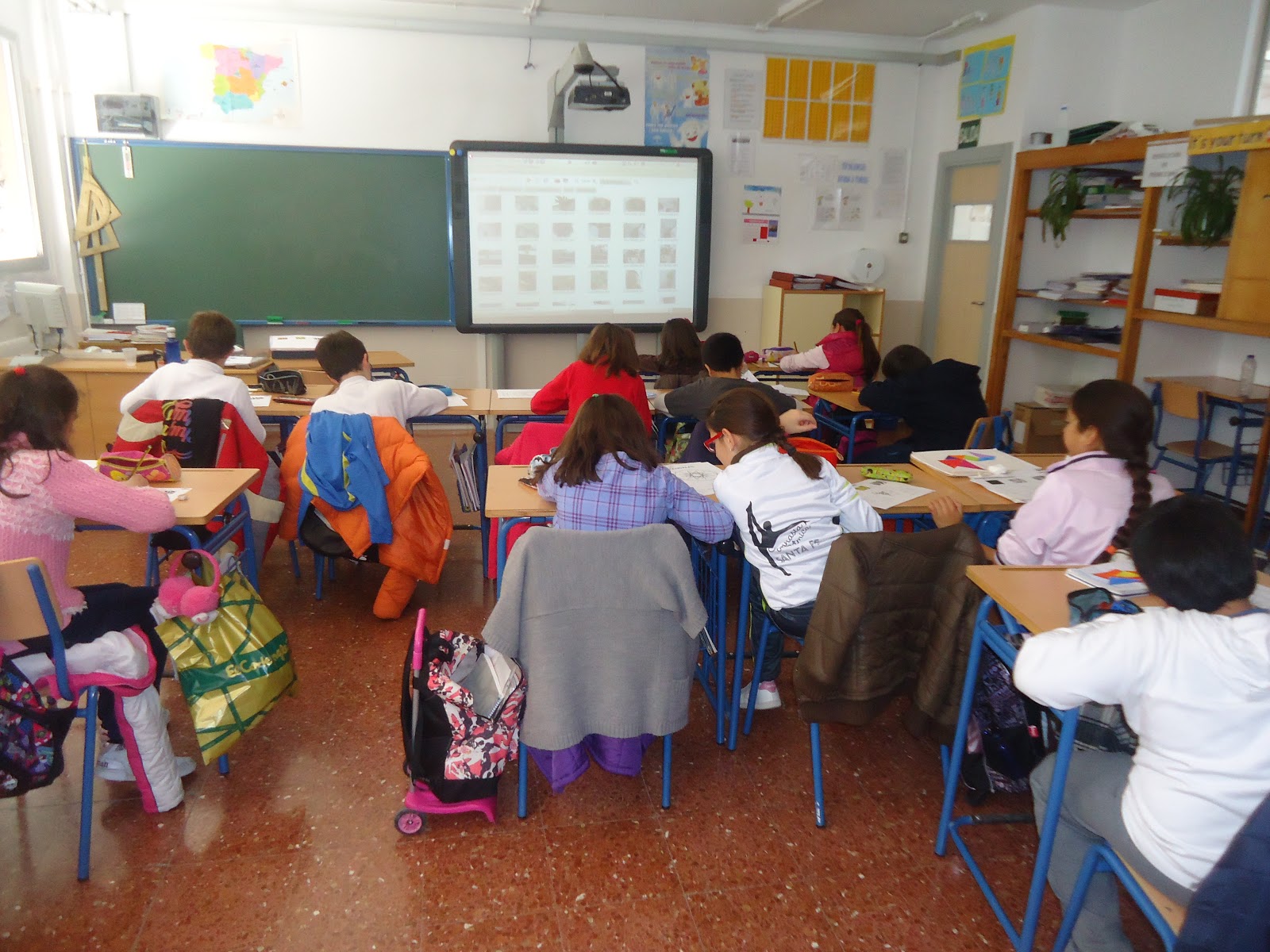 MI ESCUELA DE 5º: MI CLASE: posiciones, vistas y alumnos/as.