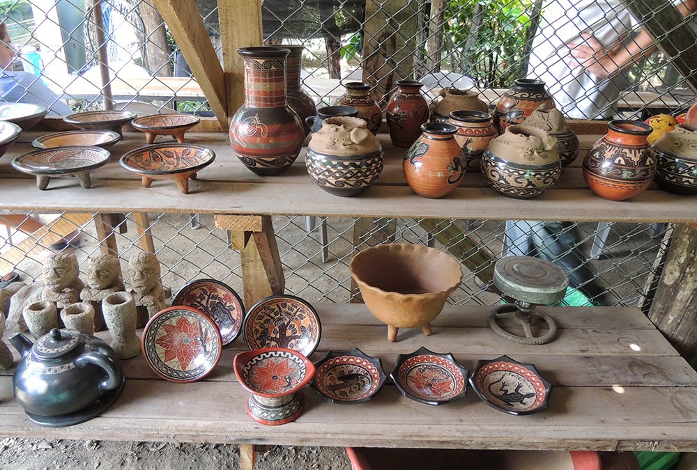 Sueño Del Mar: Pottery from the town of Guaitil