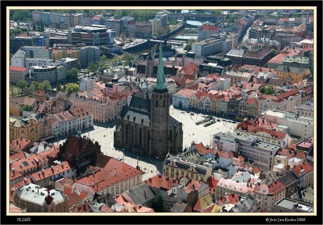 FLyFOTO letecká fotografie a video: Plzeň