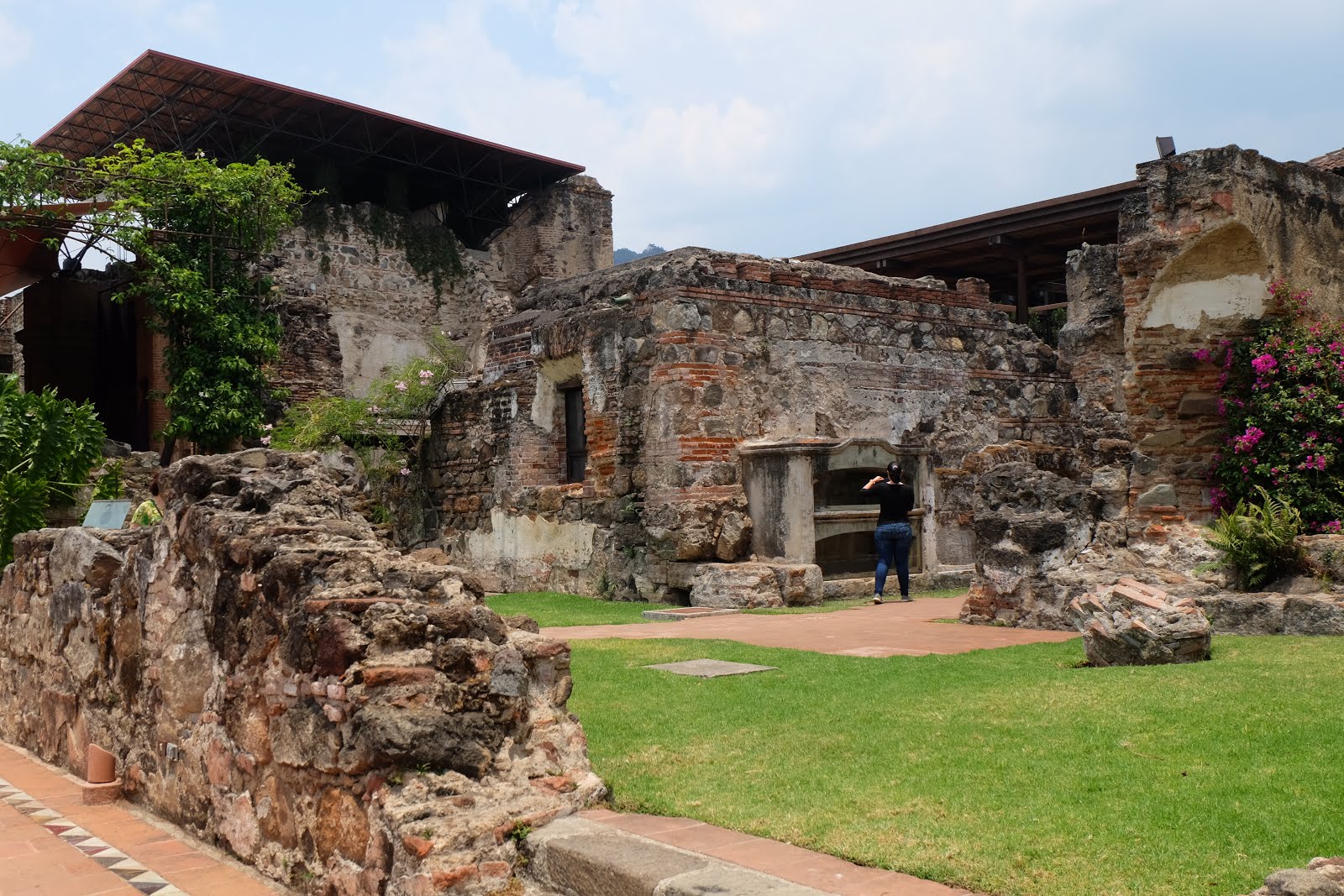 ColonialMexicoInsideandOut: The Church Ruins of Antigua, Guatemala