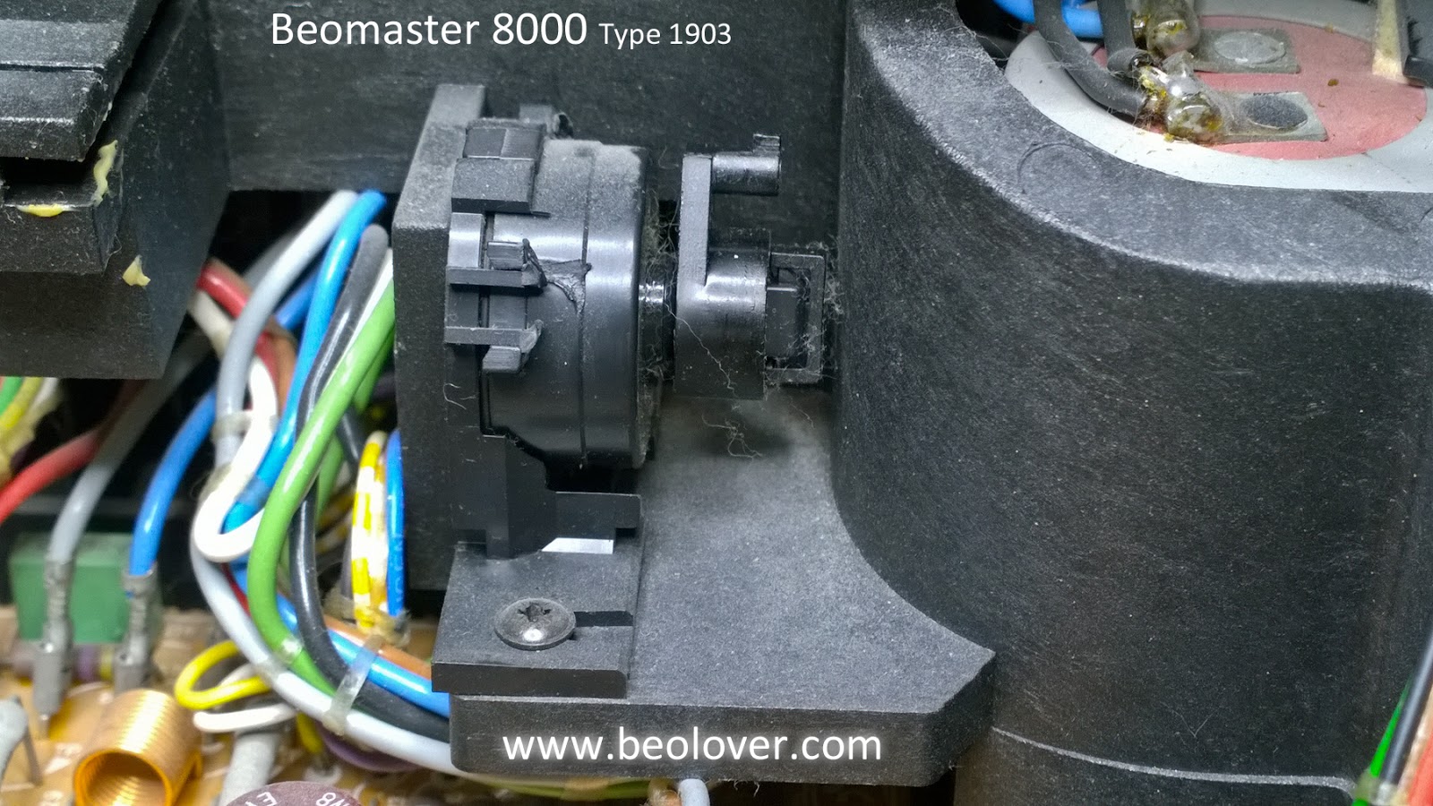 beolover: Beomaster 8000: Beosystem 8000 Mate to the Beogram 8000