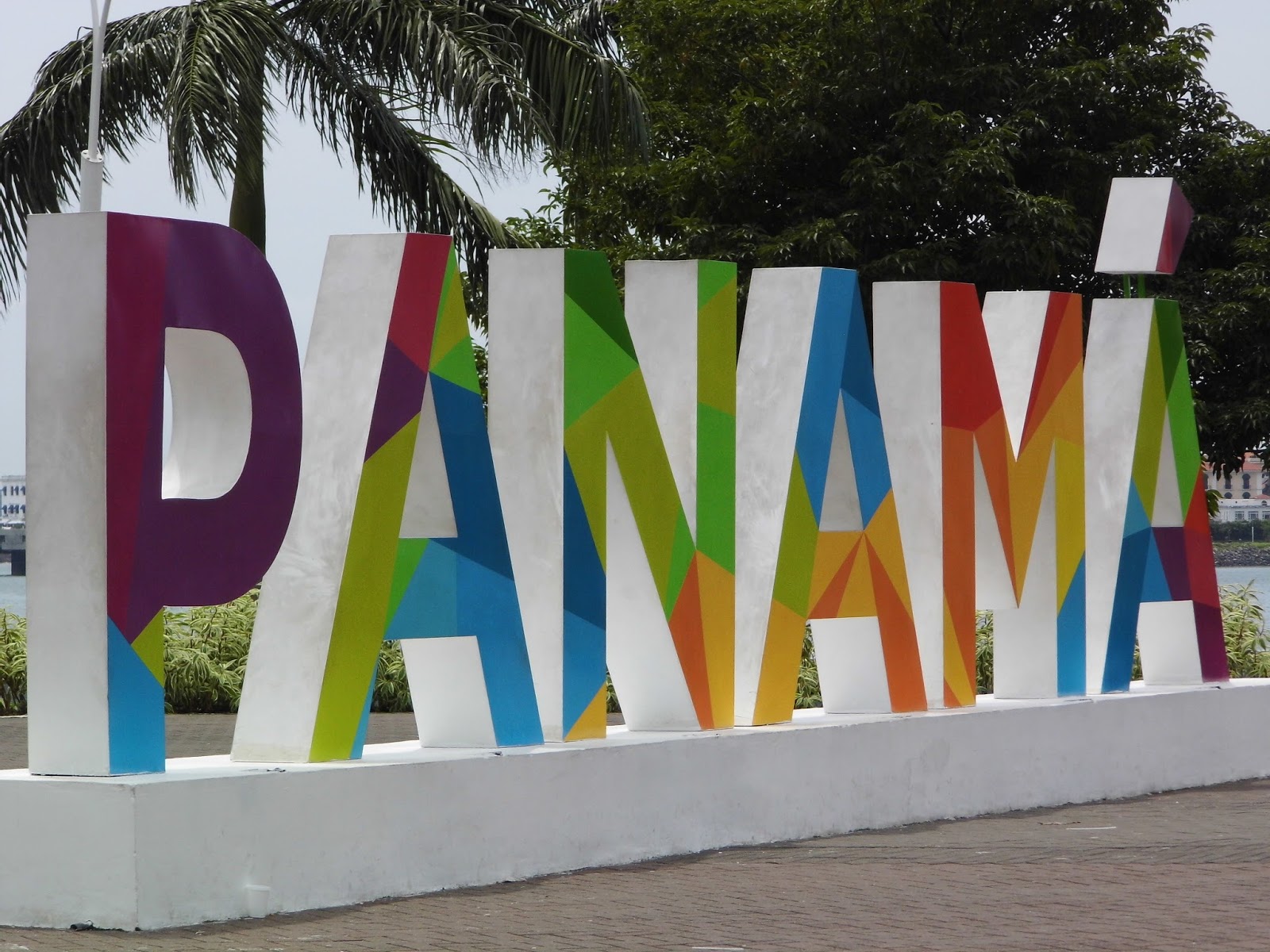 La République: COLORES DE PANAMÁ