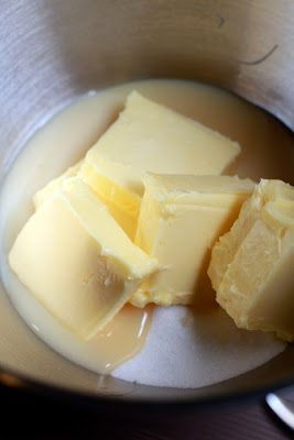 COCO MOCA LAYER CAKE - masam manis