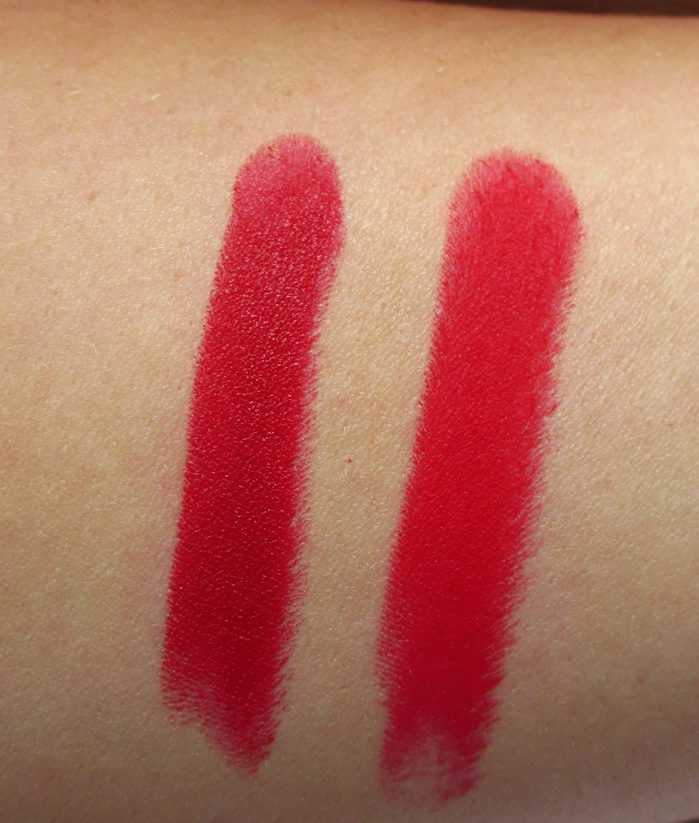 Mac Russian Red Vs Ruby Woo