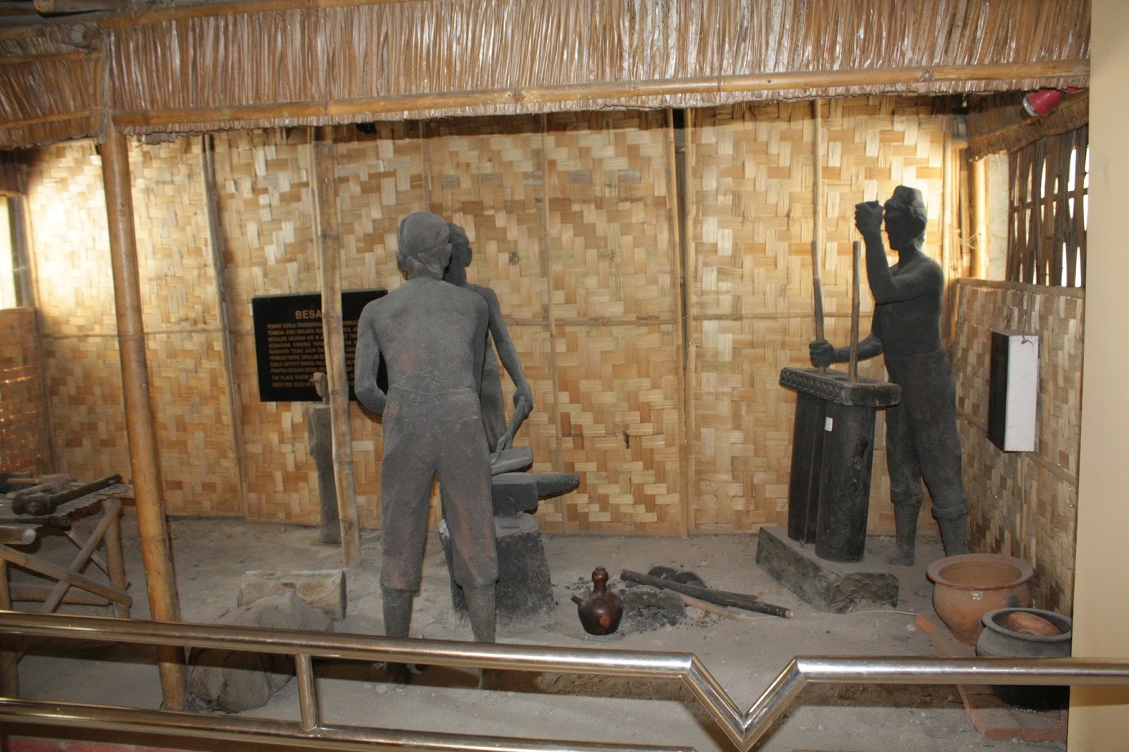 Museum ronggowarsito semarang - Noto Budiyanto