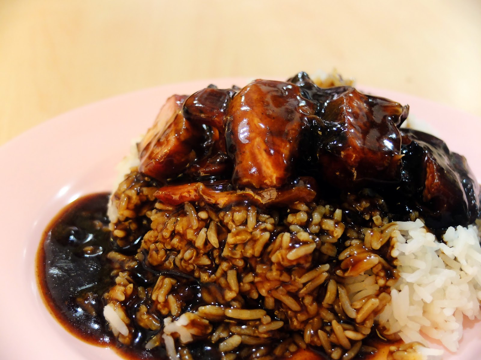 A "Native" Toa Payoh Food Trail: Fatty Cheong ABC Char Siew Rice | Amie ...