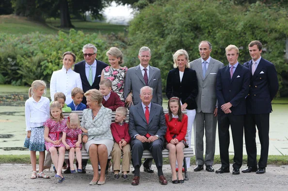 Belgian Royal Family Attend Official Photocall
