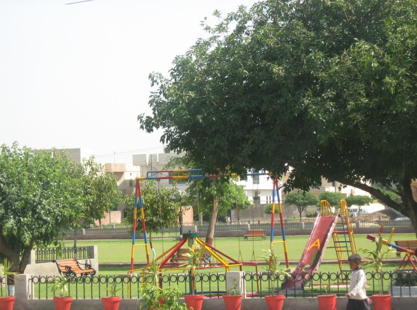 Johar Town Pictures - Pakistan in Photos