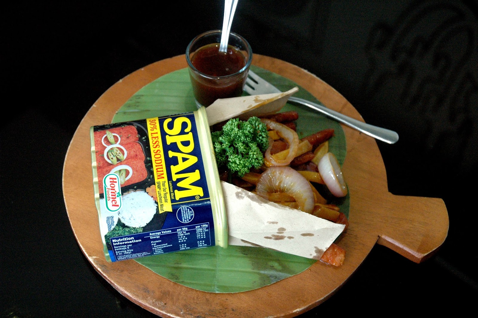 DUDE FOR FOOD: Luau in the Metro: A Hawaiian Feast at The Original ...