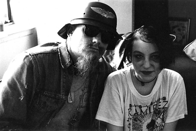 BAZOFIA RECORDS : GG ALLIN: BEBER, PELEAR Y FOLLAR!! Historia y ...