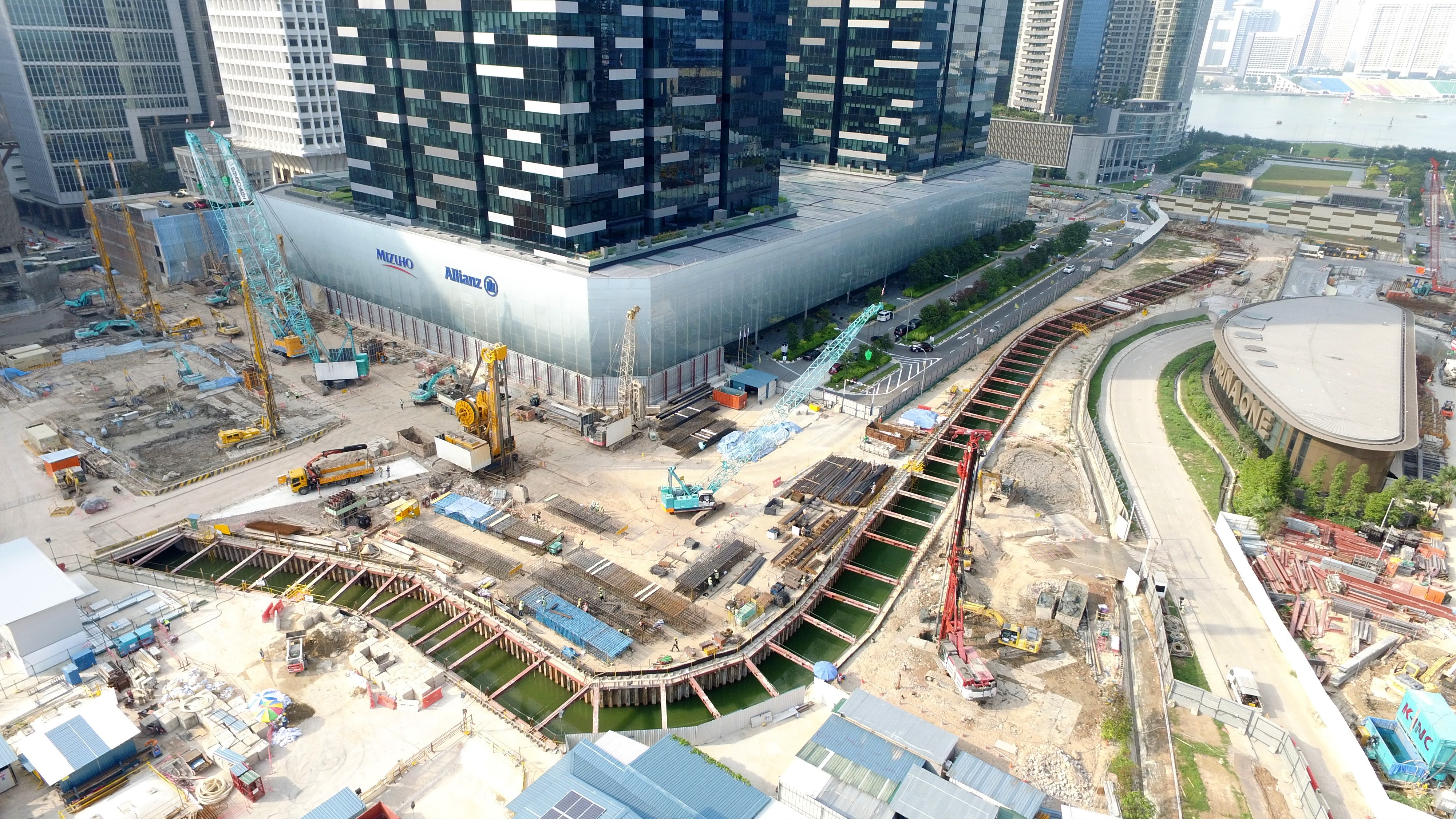 Thomson Line Construction: Shenton Way D-walls (III)