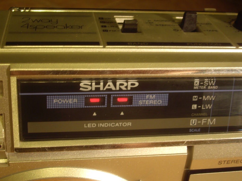 МАГНИТОЛиЯ - бумбоксы, магнитофоны и магнитолы!: Sharp GF-4949H. Топовый "четвертой" серии.