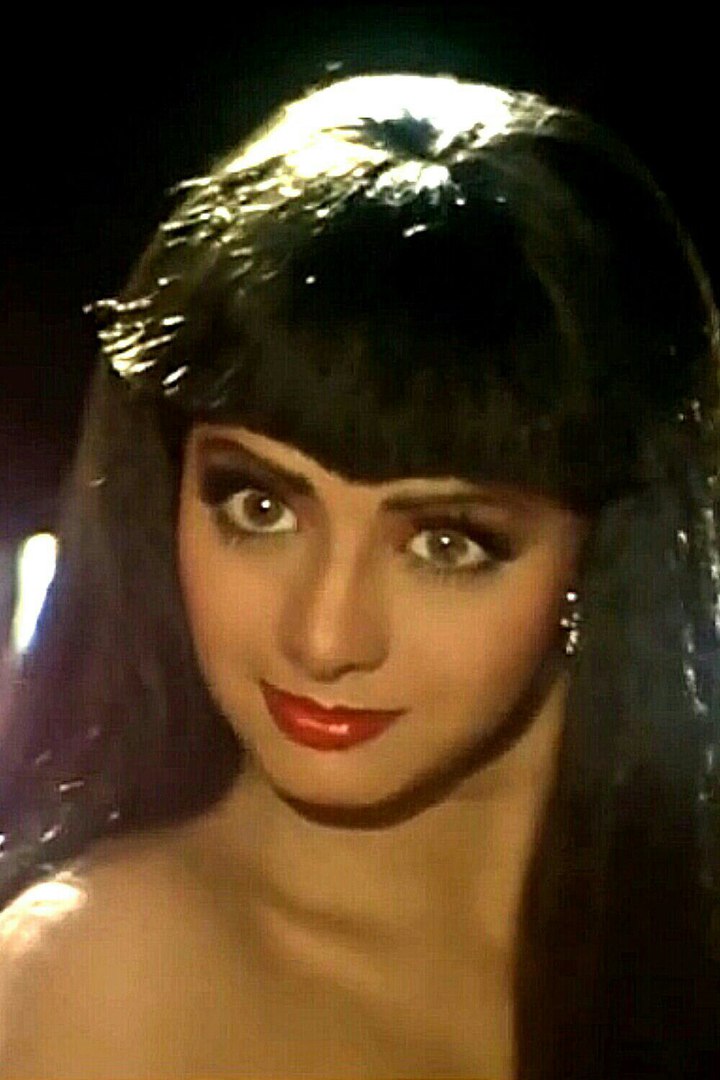 Sridevi: Queen of Comic Expressions: Sridevi