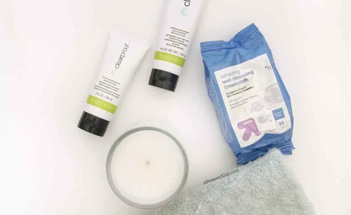 How I Remove My Makeup Every Night | A Relaxed Gal
