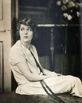 Silence is Platinum: Miss Mary Pickford